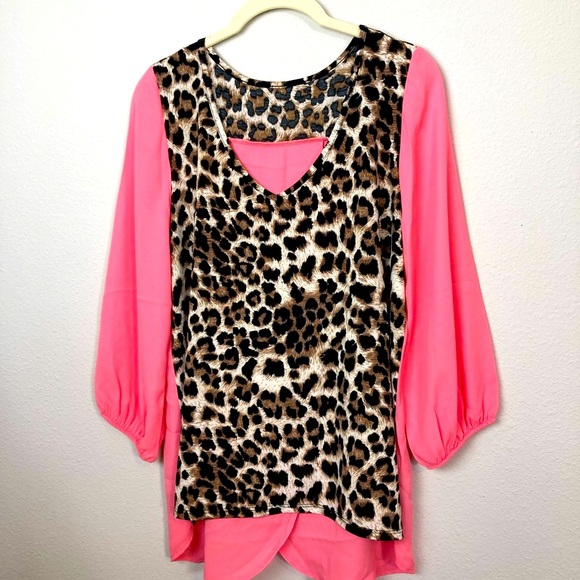 S IAVANCE | Tops | Si Avance Sheer Mixed Media Cheetah Elastic Sleeve Split Back Chiffon Medium ...